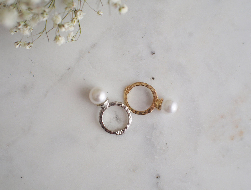 Alina Pearl Knuckle Ring – HELLO PARRY